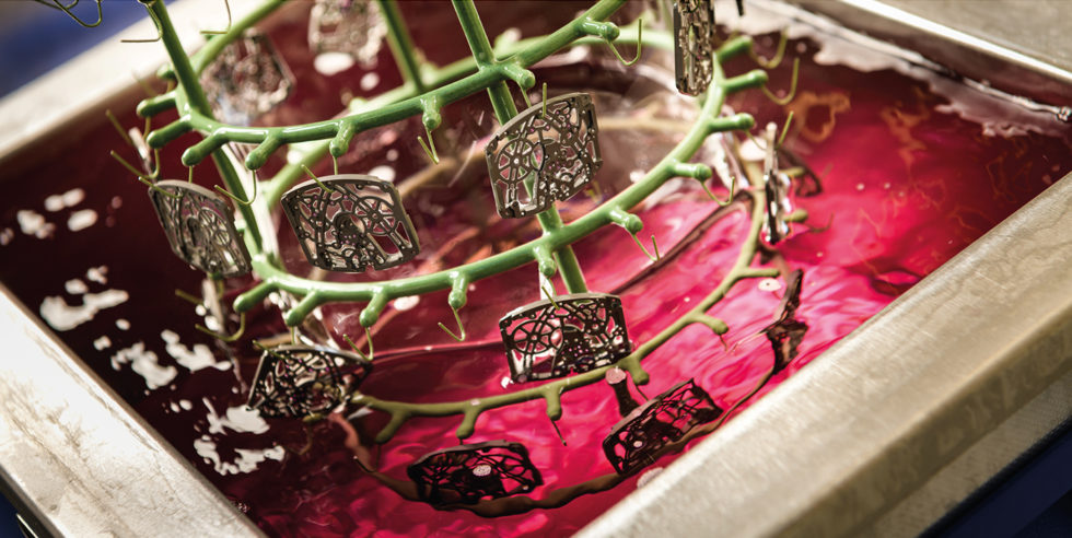 L’anglage traditionnel pour sublimer vos pièces d'horlogerie